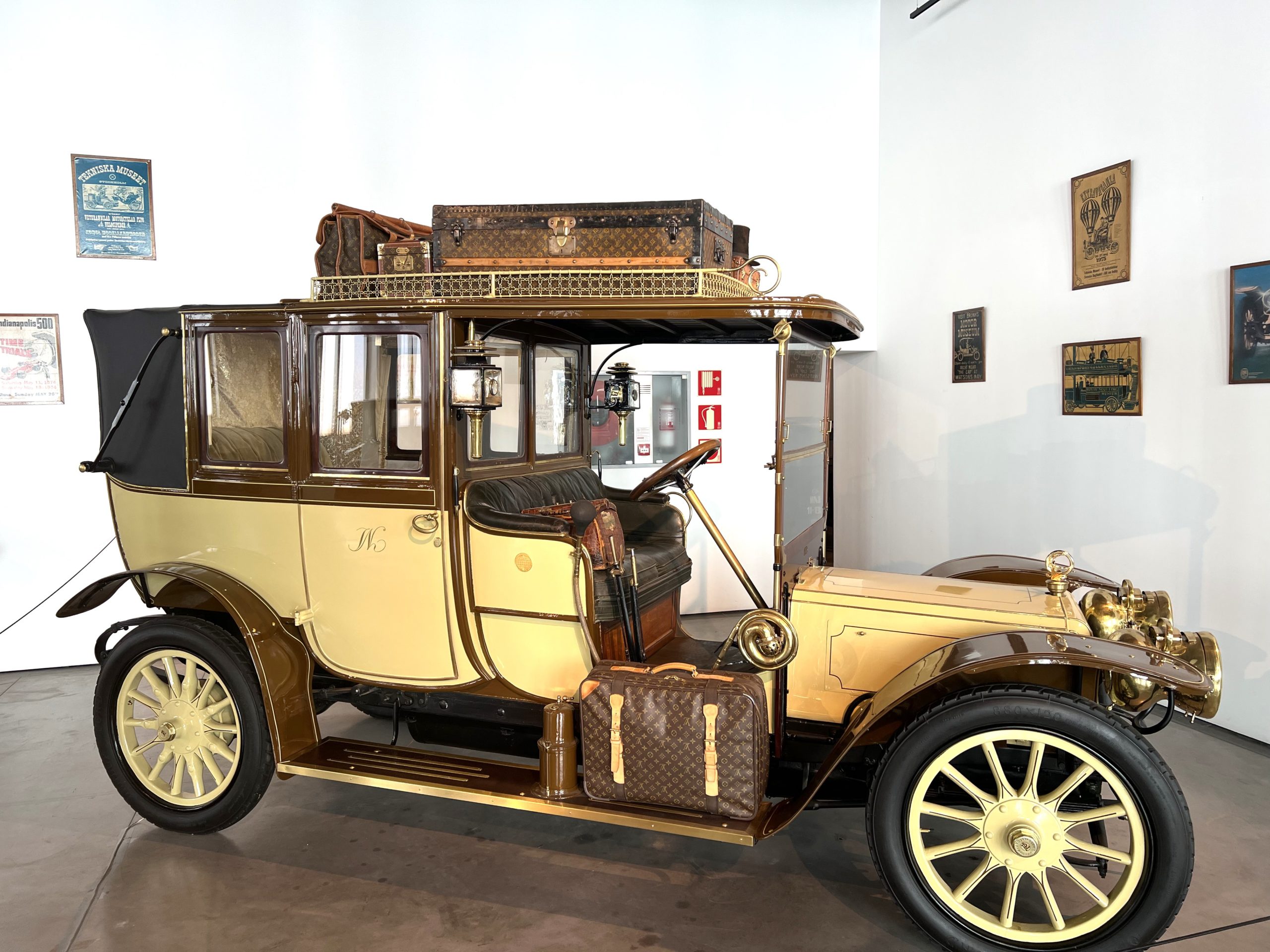 Museo del Automóvil en Málaga | Magia en el Camino